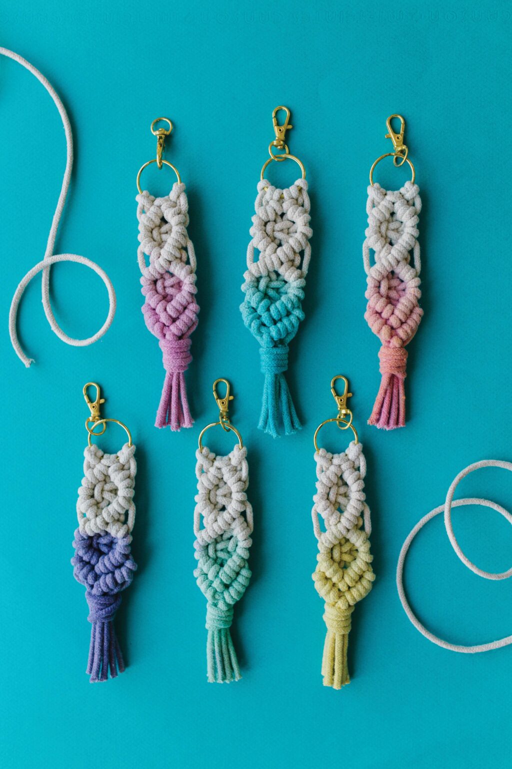 15 Macramé Keychains
